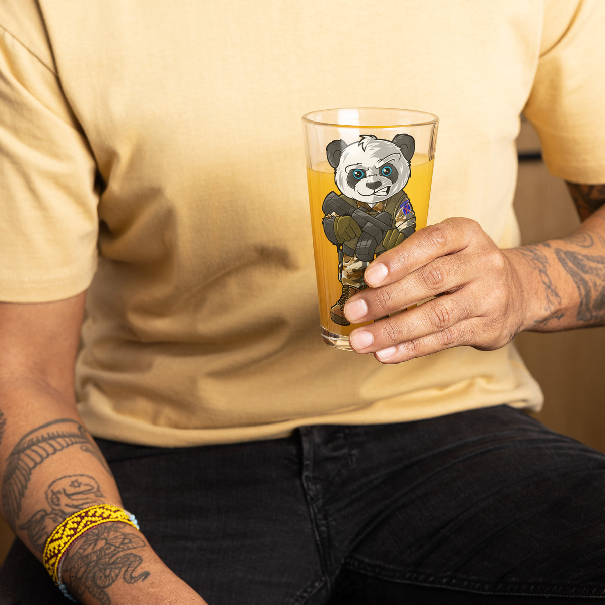 Determined Pando Commando Pint Glasses – Mountain Up
